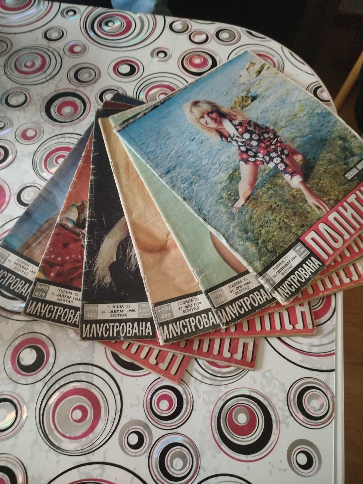 Prodaja casopisa iz 60-tih