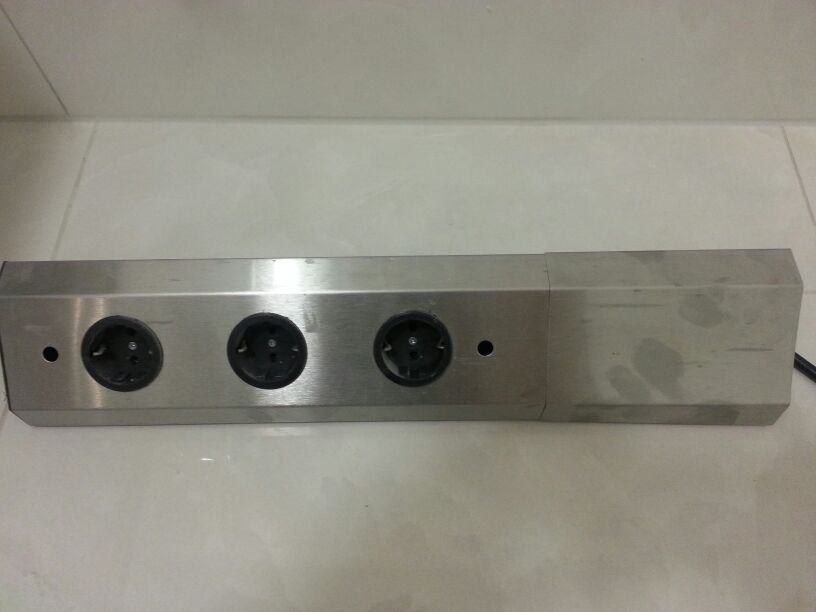 Ugradbena utičnice za kuhinju x4