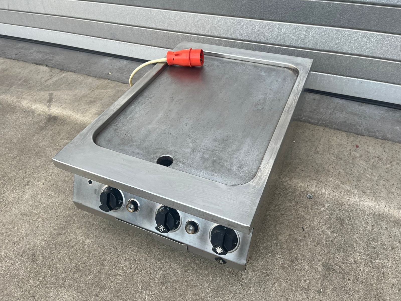 MKN Roštilj elektro Grill TOP