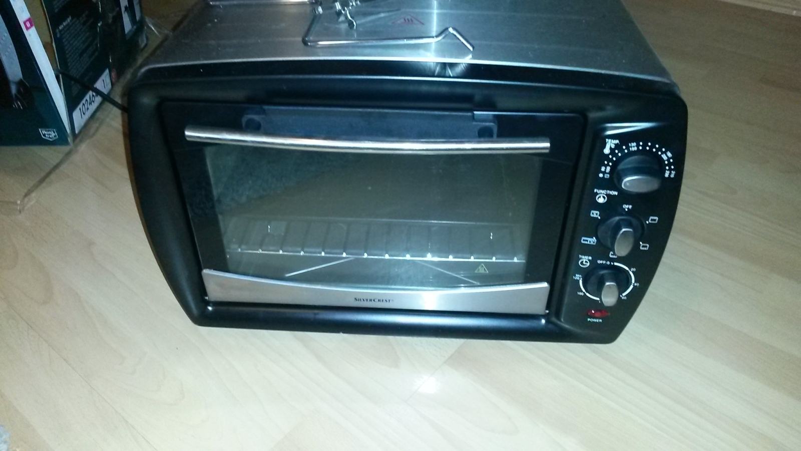 SILVERCREST® grilling and baking machine ,pecnica malo koristena