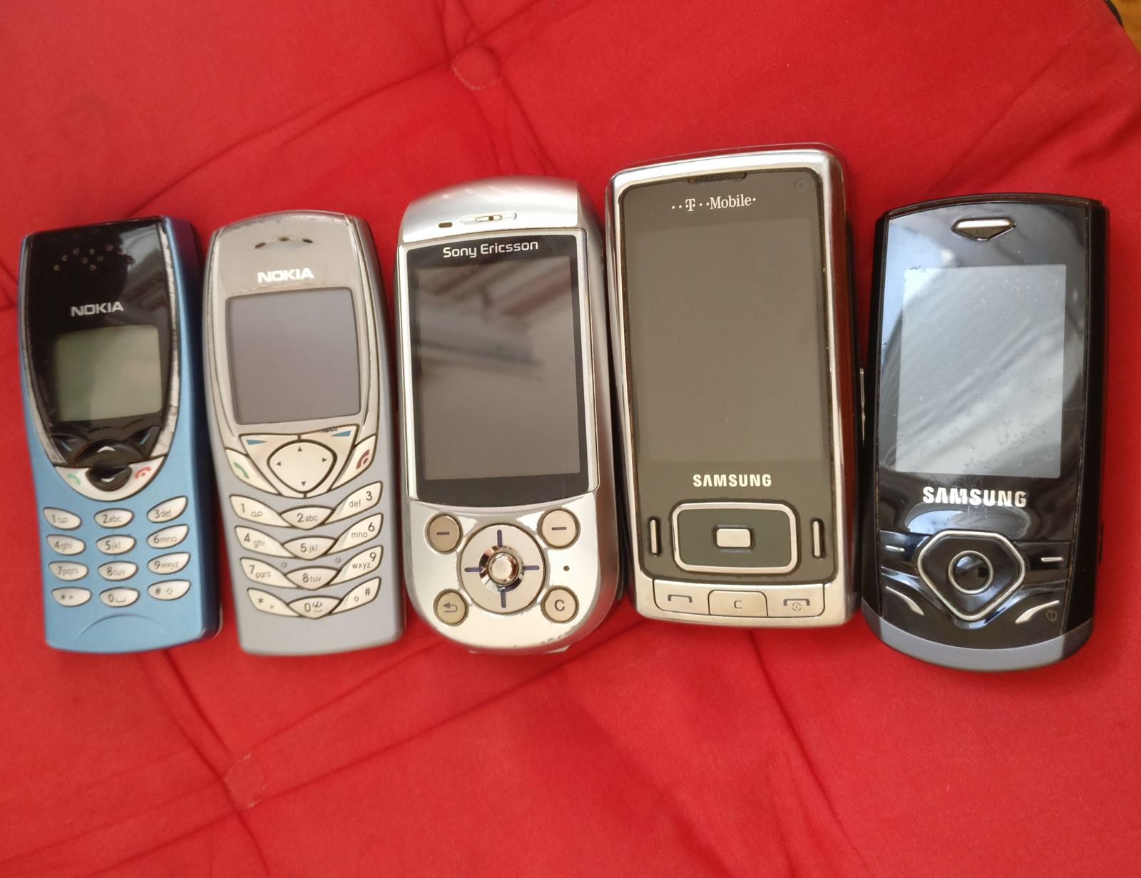 5 mobitela oldtimera