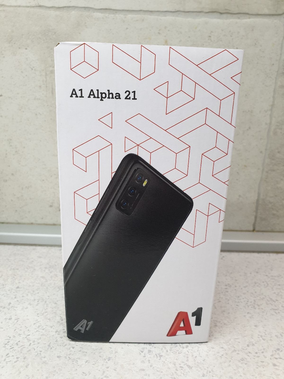 A1 Alpha 21 mobitel (NOV, ZAPAKIRAN)