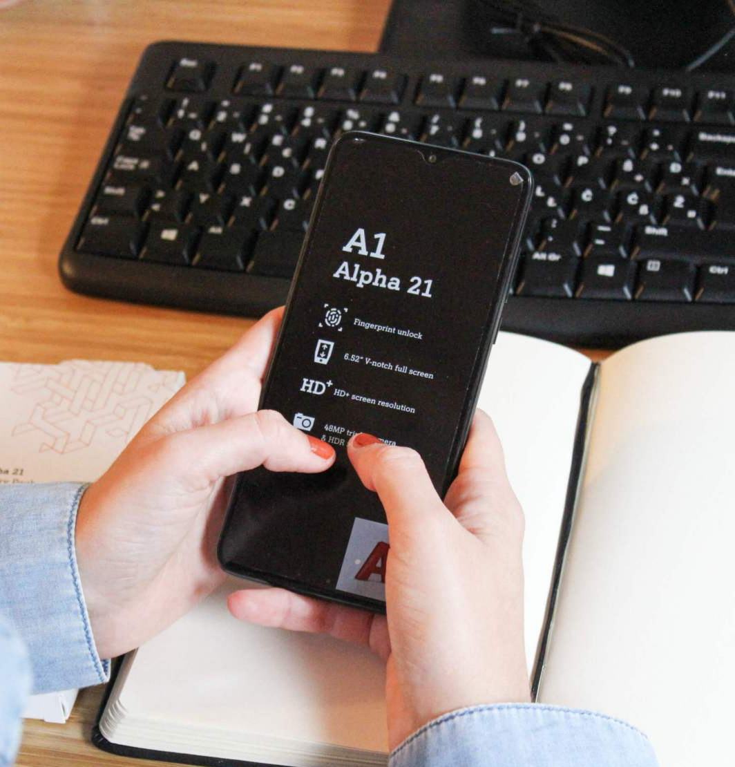 A1 Alpha 21 mobitel zapakiran