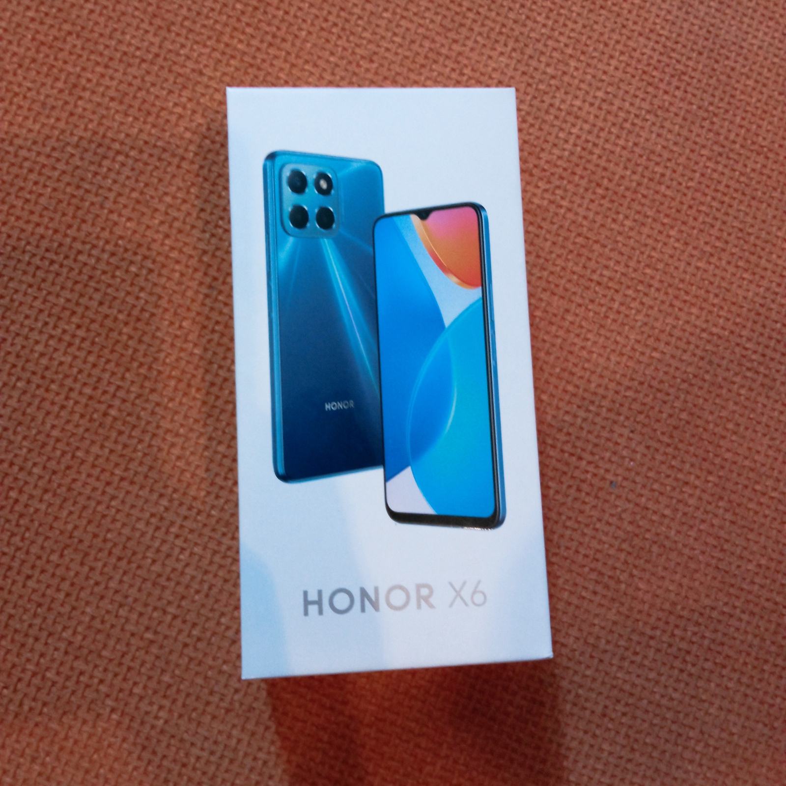 HONOR X6 mobitel NOVI