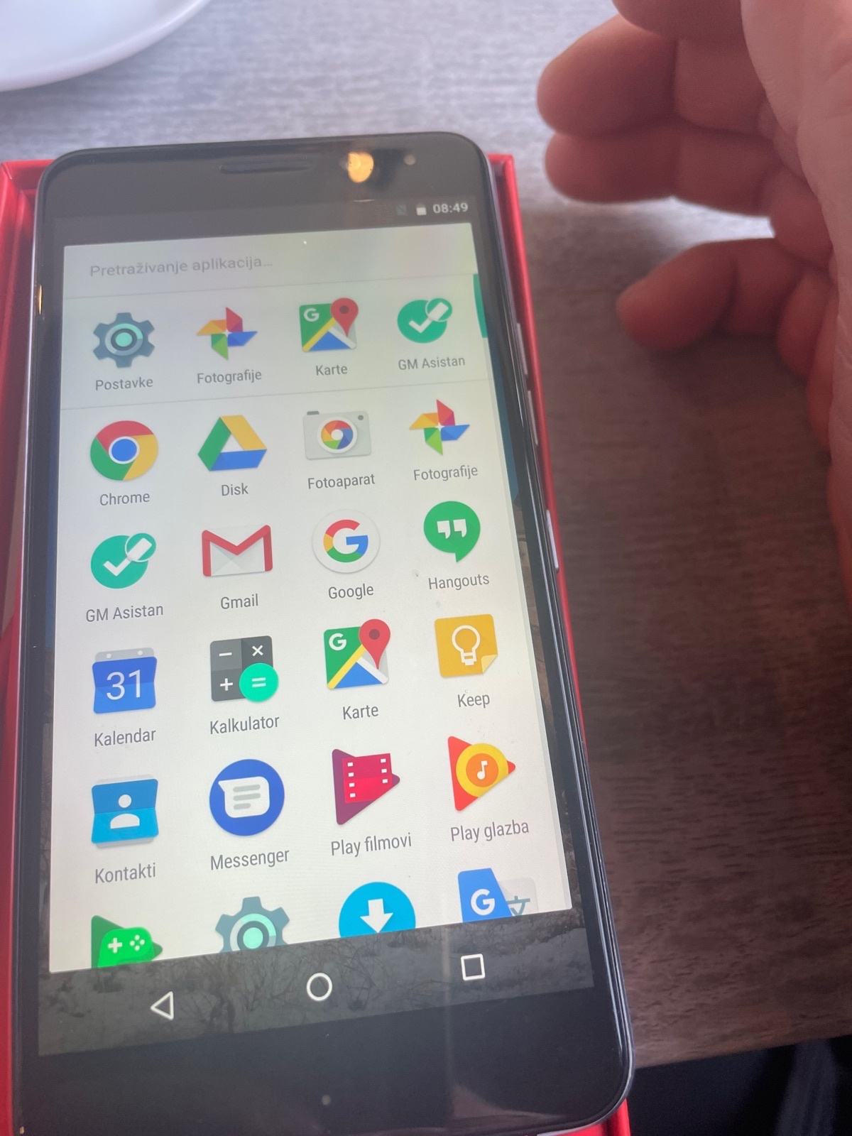 Prodajem mobitel novi nekorišten GRNERAL MOBILE