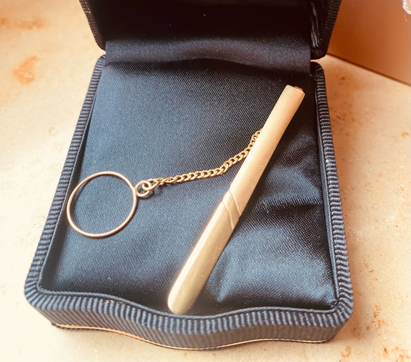 Igla za kravatu 14karat 585 novo