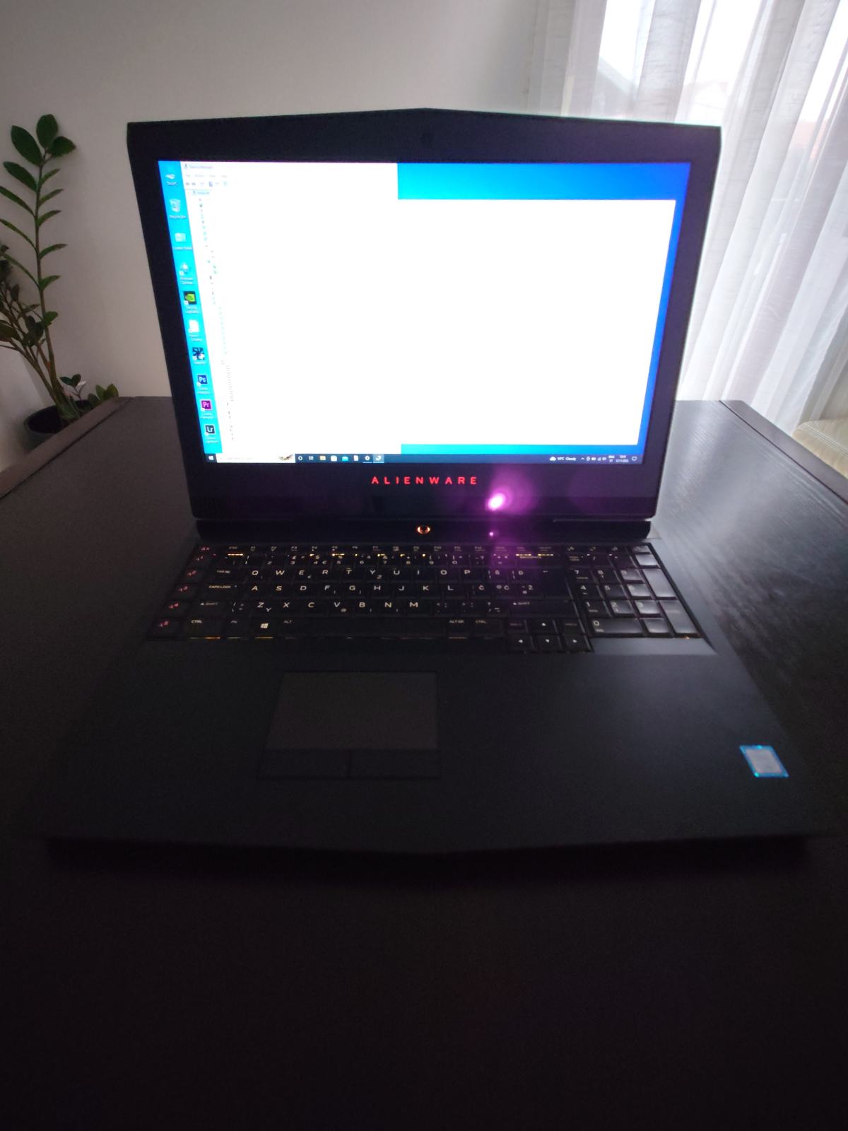 ALIENWARE 17 R4