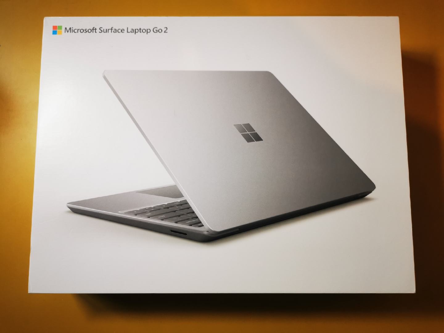 Microsoft Surface Laptop Go 2 - i5, 8GB, 128GB NVME, 12.4 Touch, W11H