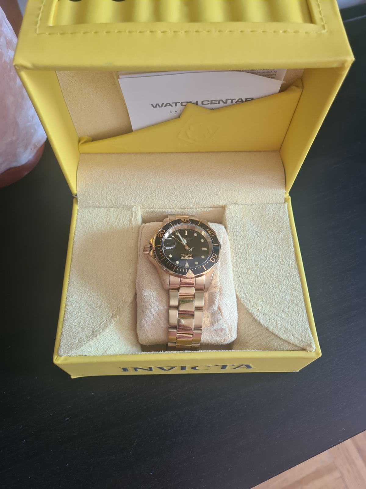 Invicta sat model 8929 unisex