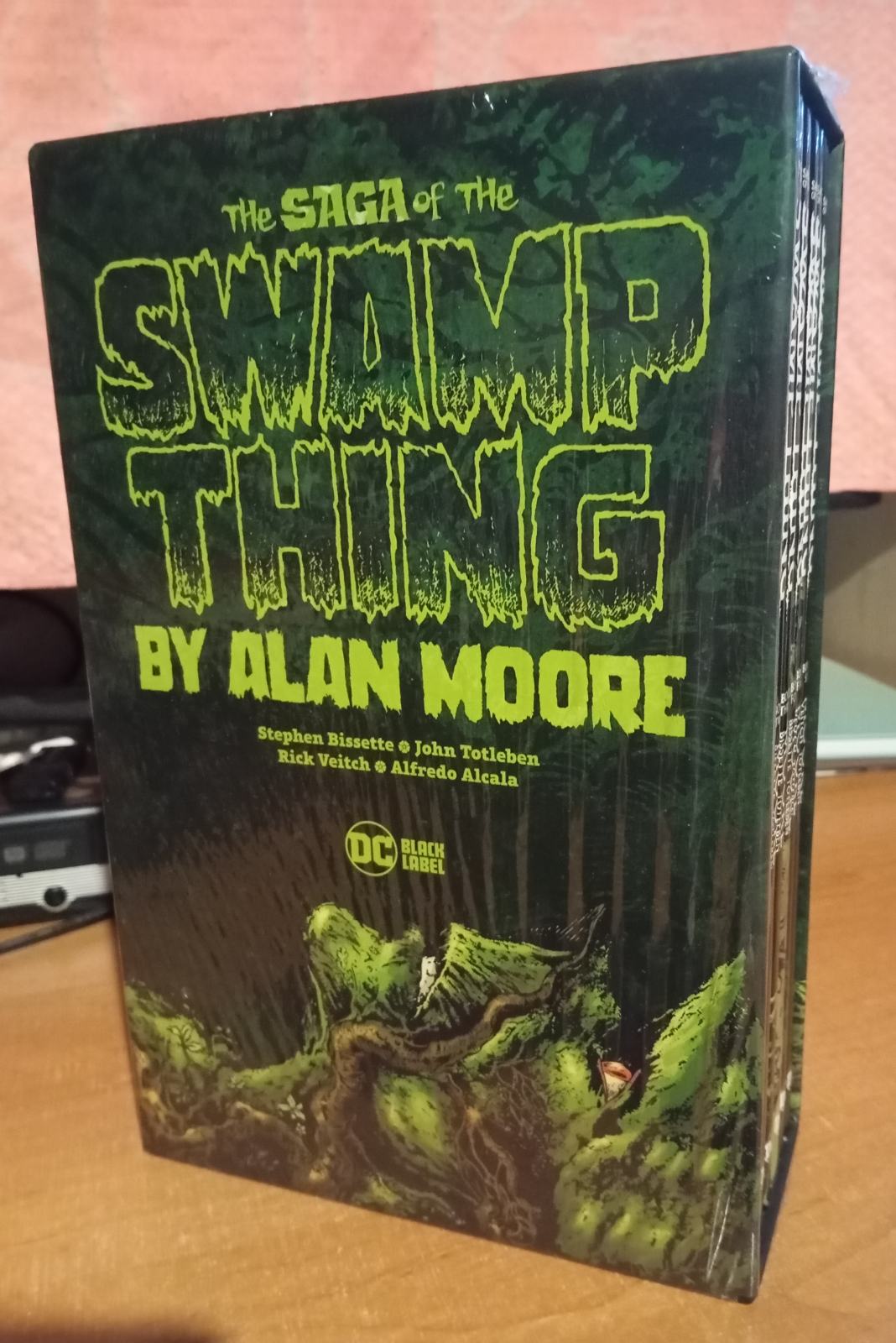 Alan Moore - Swamp Thing box set