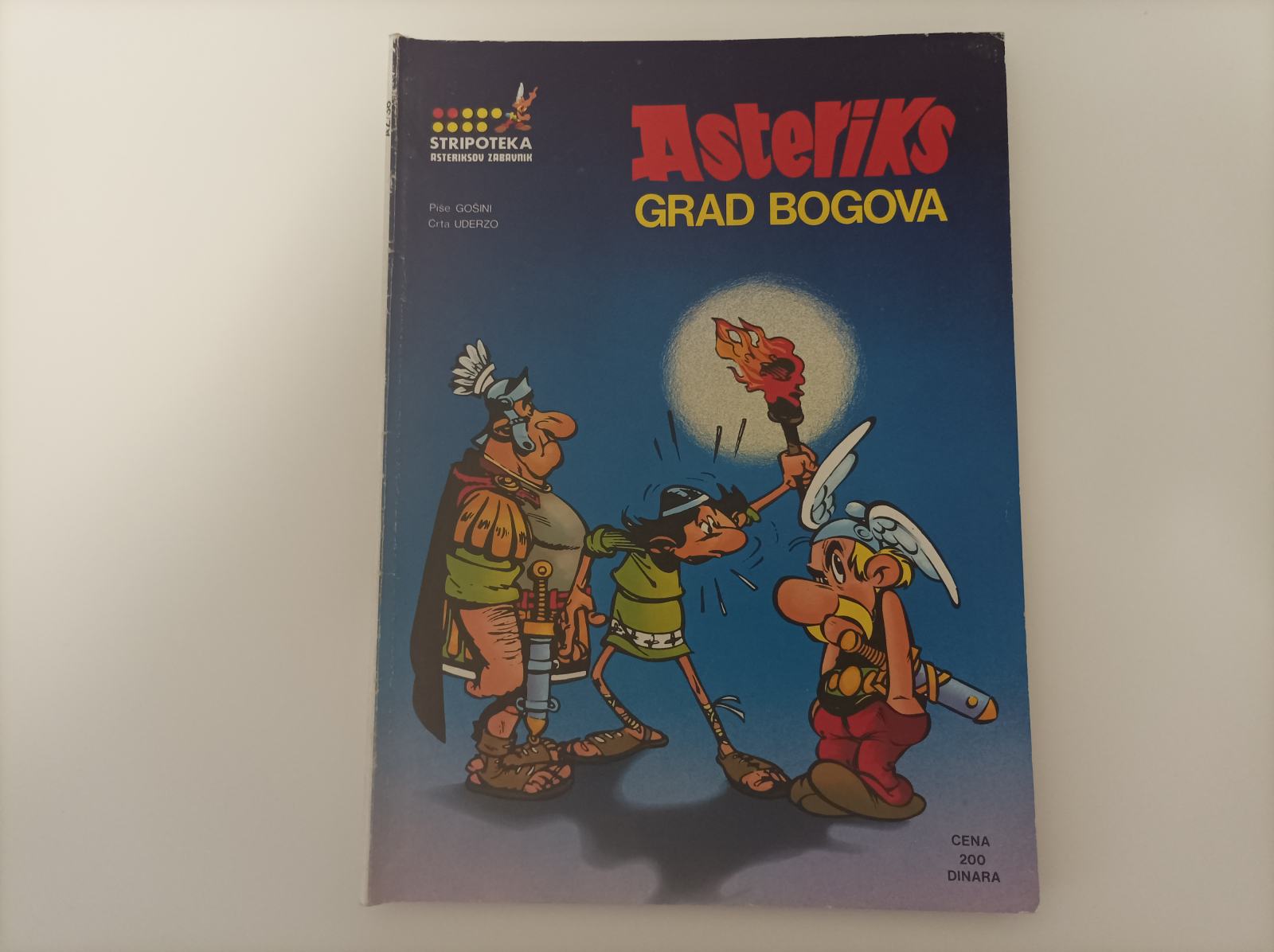 Asteriks / Grad bogova