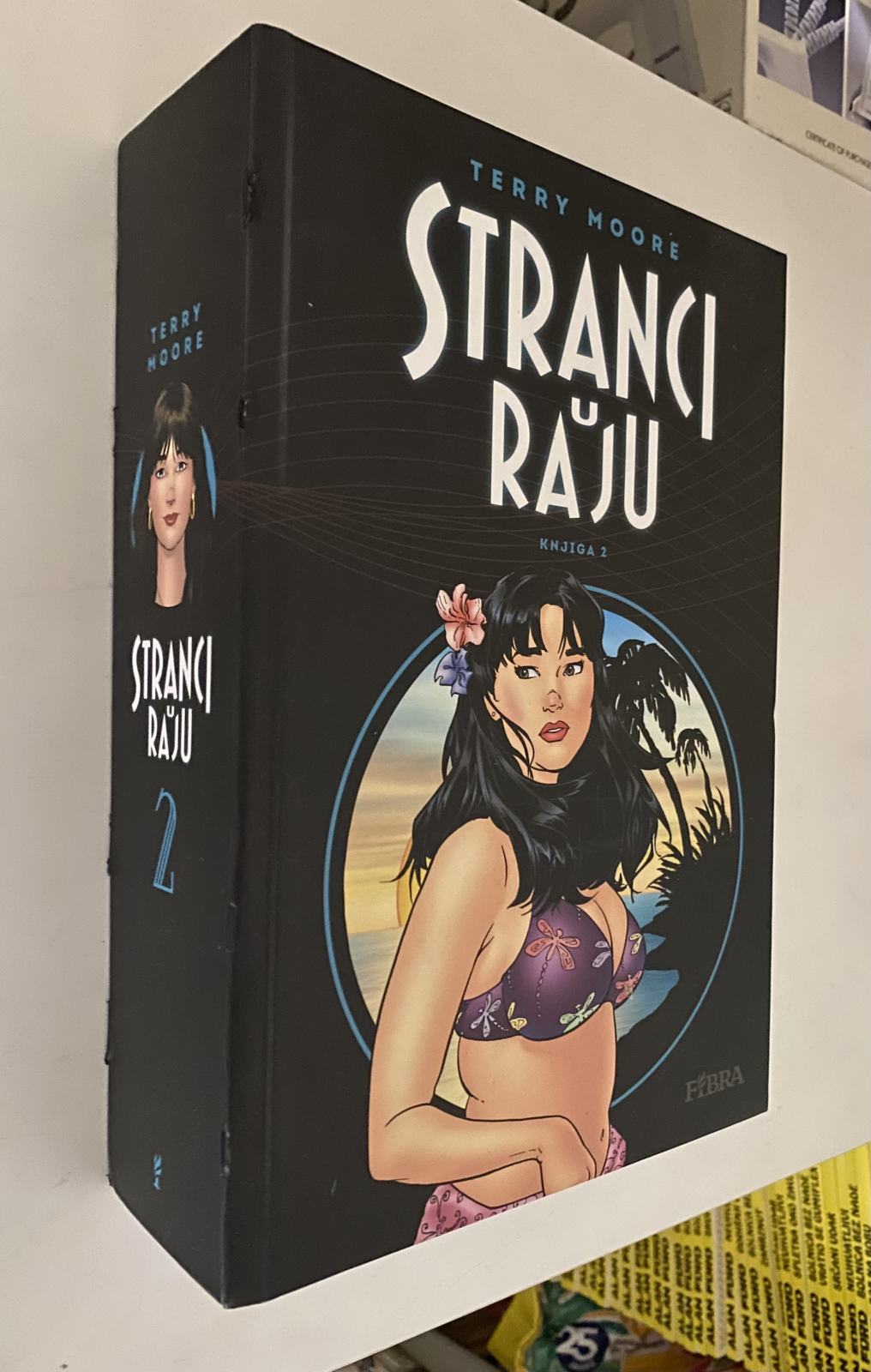 Stranci u raju ,Fibra