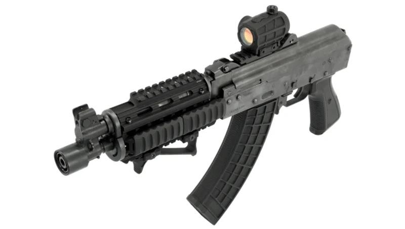 Leapers UTG PRO M92 Quad Rail Handguard