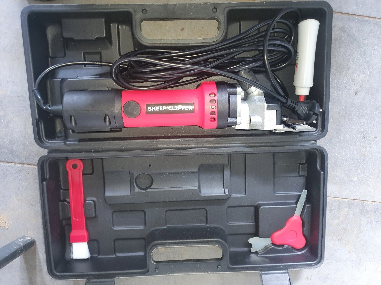 Masinica za sisanje ovaca