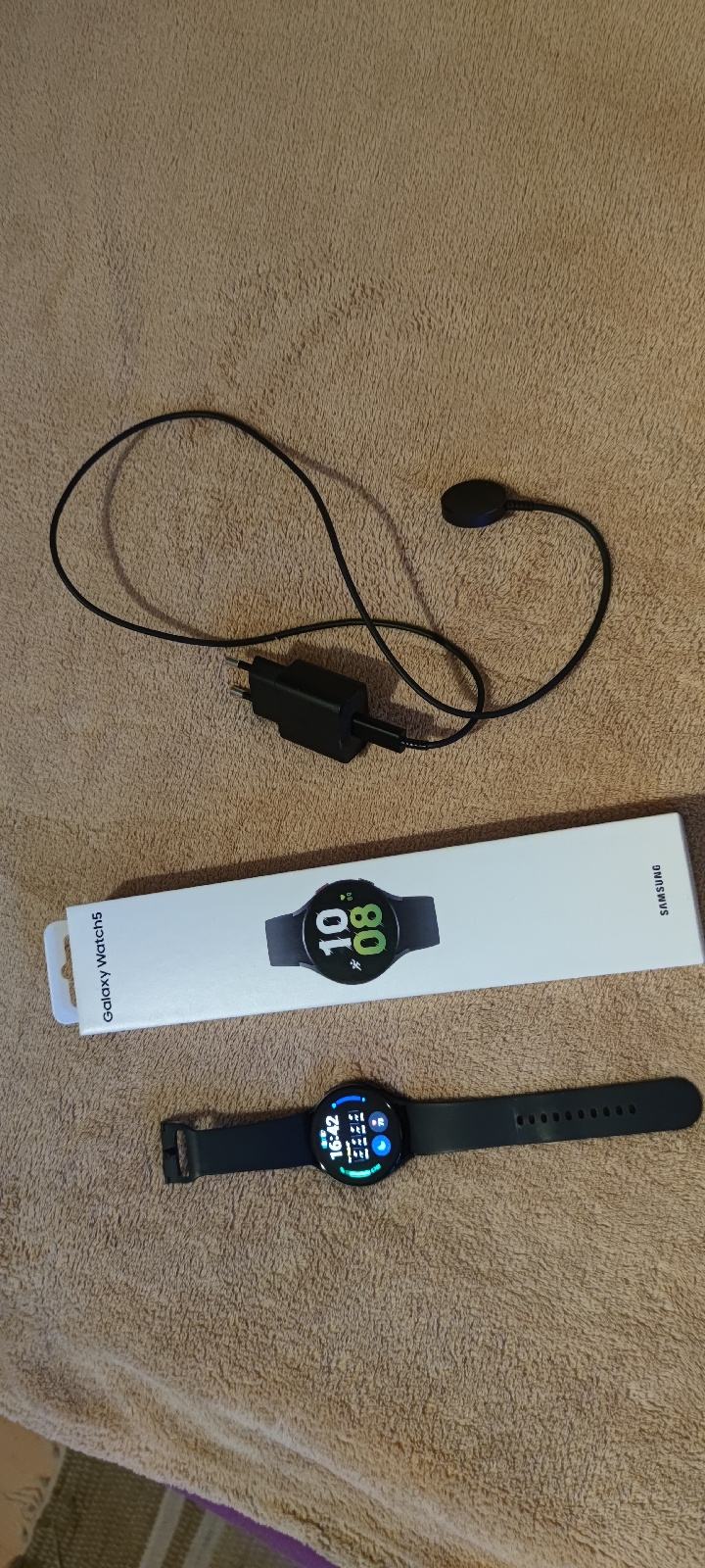 Samsung galaxy watch 5 44mm LTE