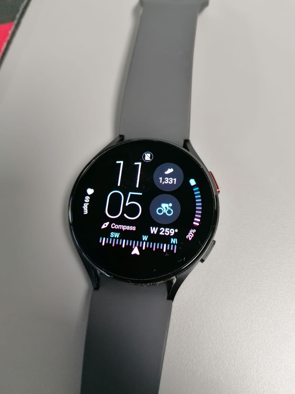 Samsung Galaxy Watch 5, 44mm (NOVO)