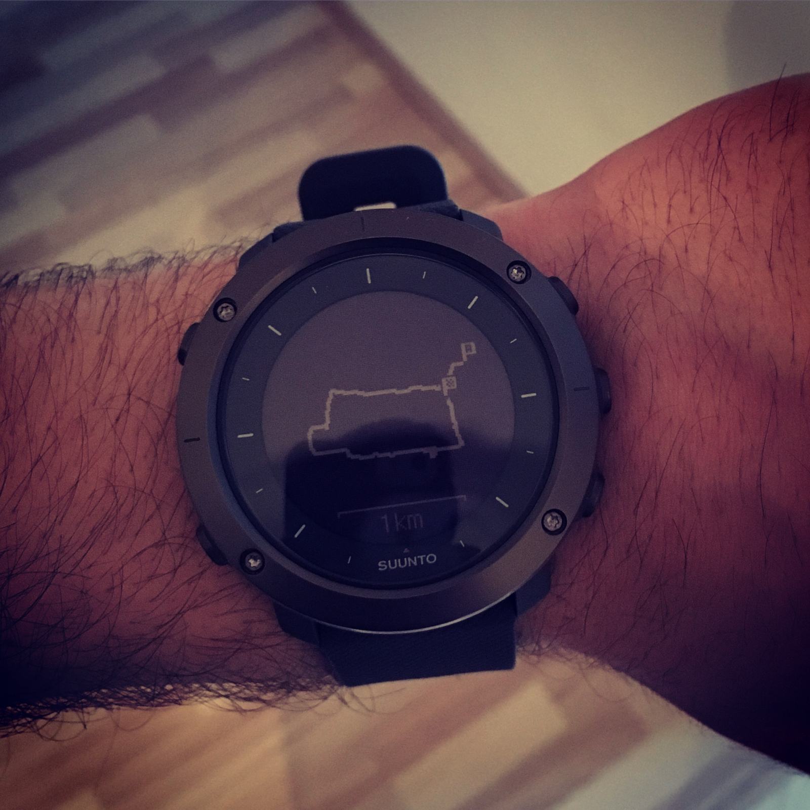 Suunto Traverse Graphite hitno