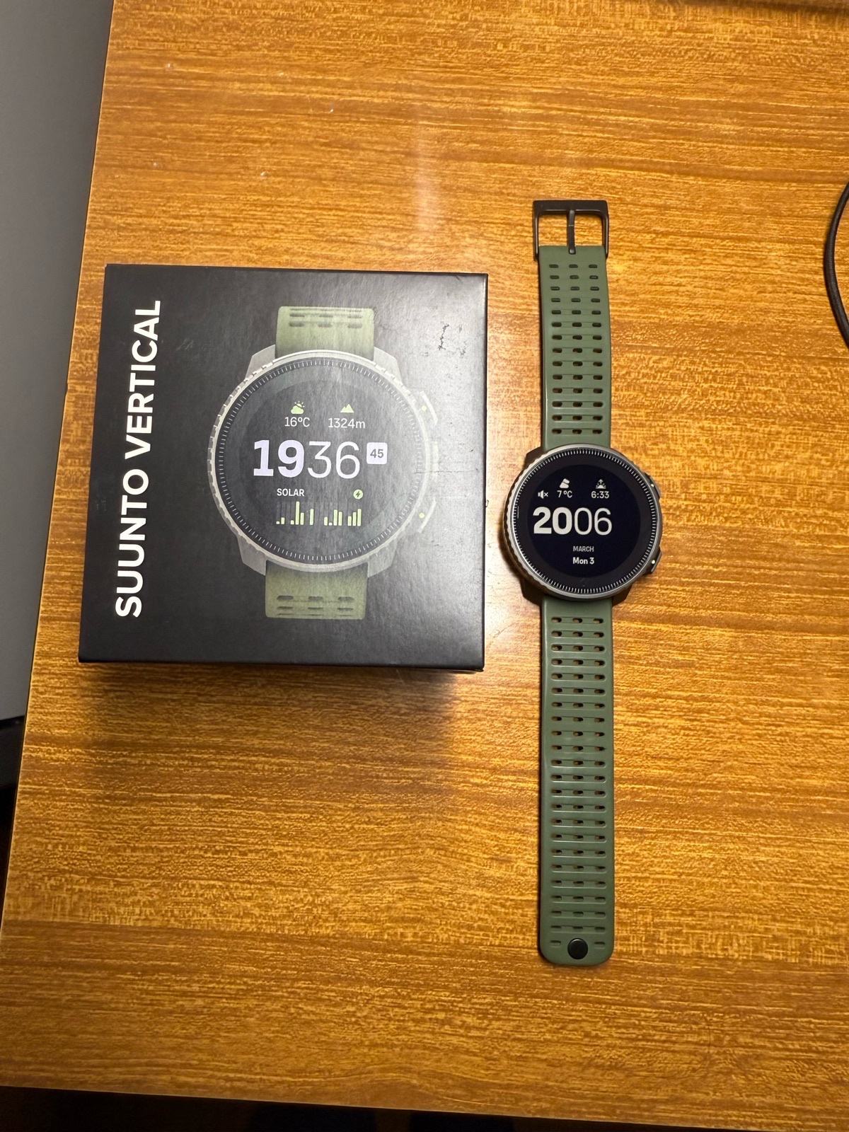 Suunto Vertical Titanium Solar