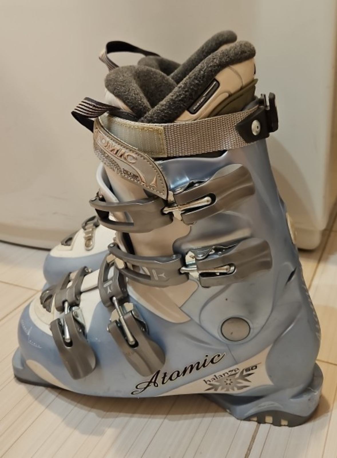 Atomic ženske pancerice