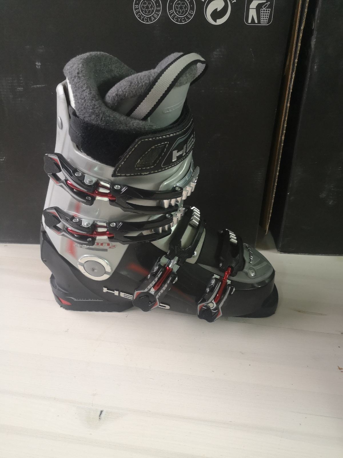 Pancerice HEAD SKIBOOT EZON 2 XT ONE BLACK-SILVER
