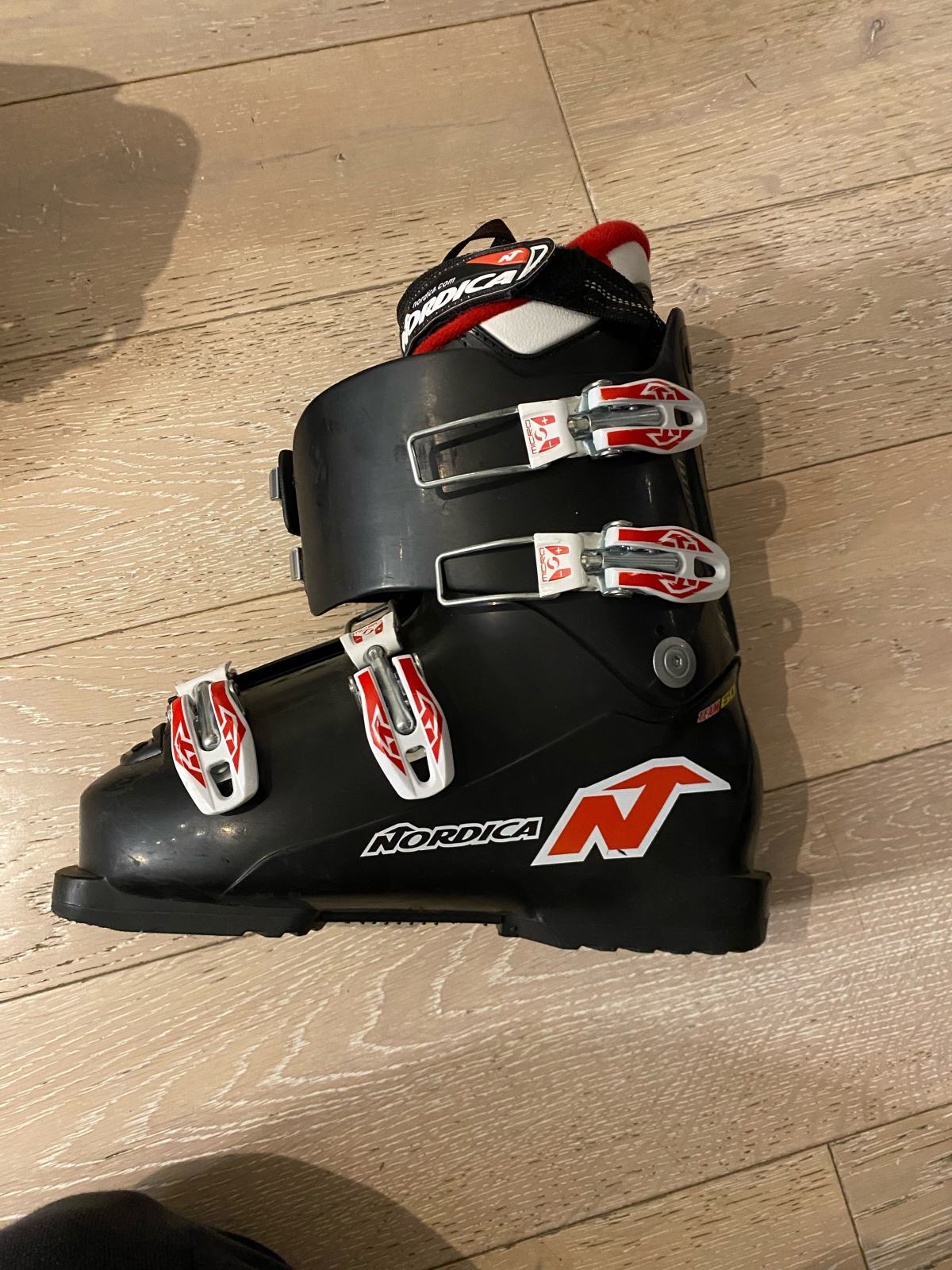 Pancerice Nordica - 240 - 245 (vel. 38)