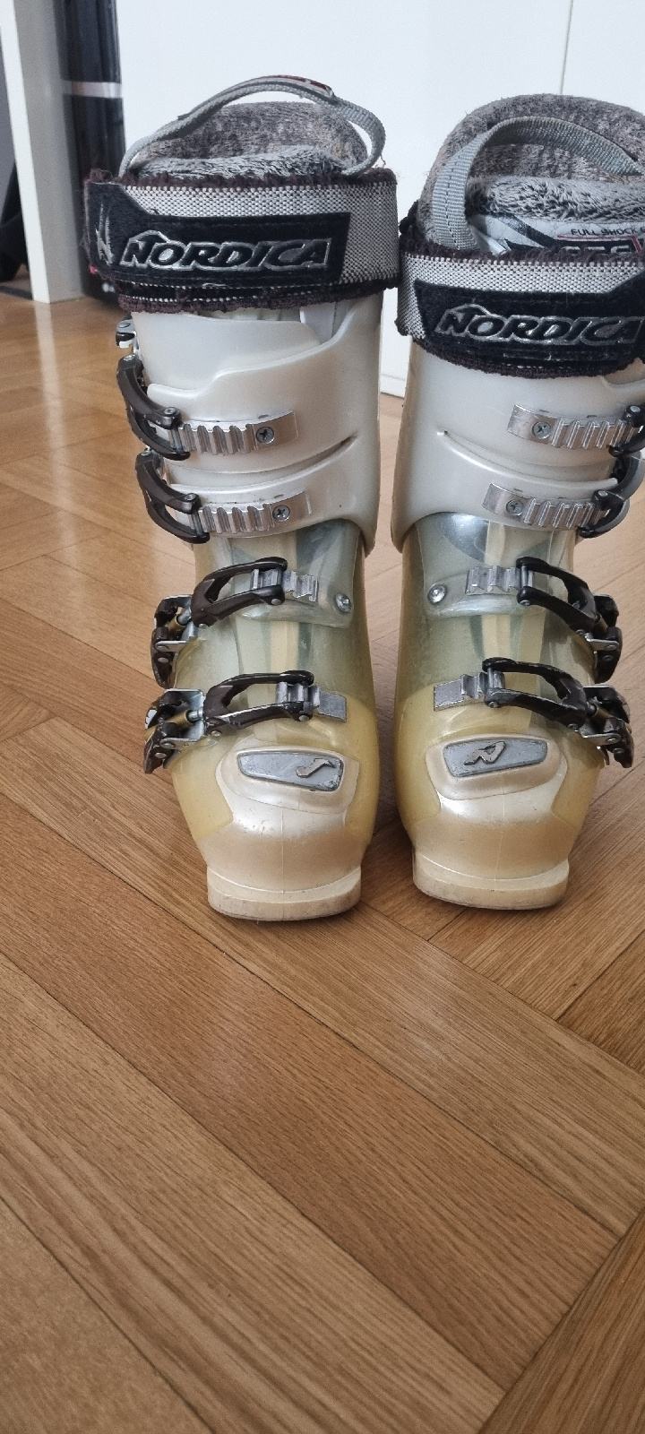 Pancerice Nordica 37