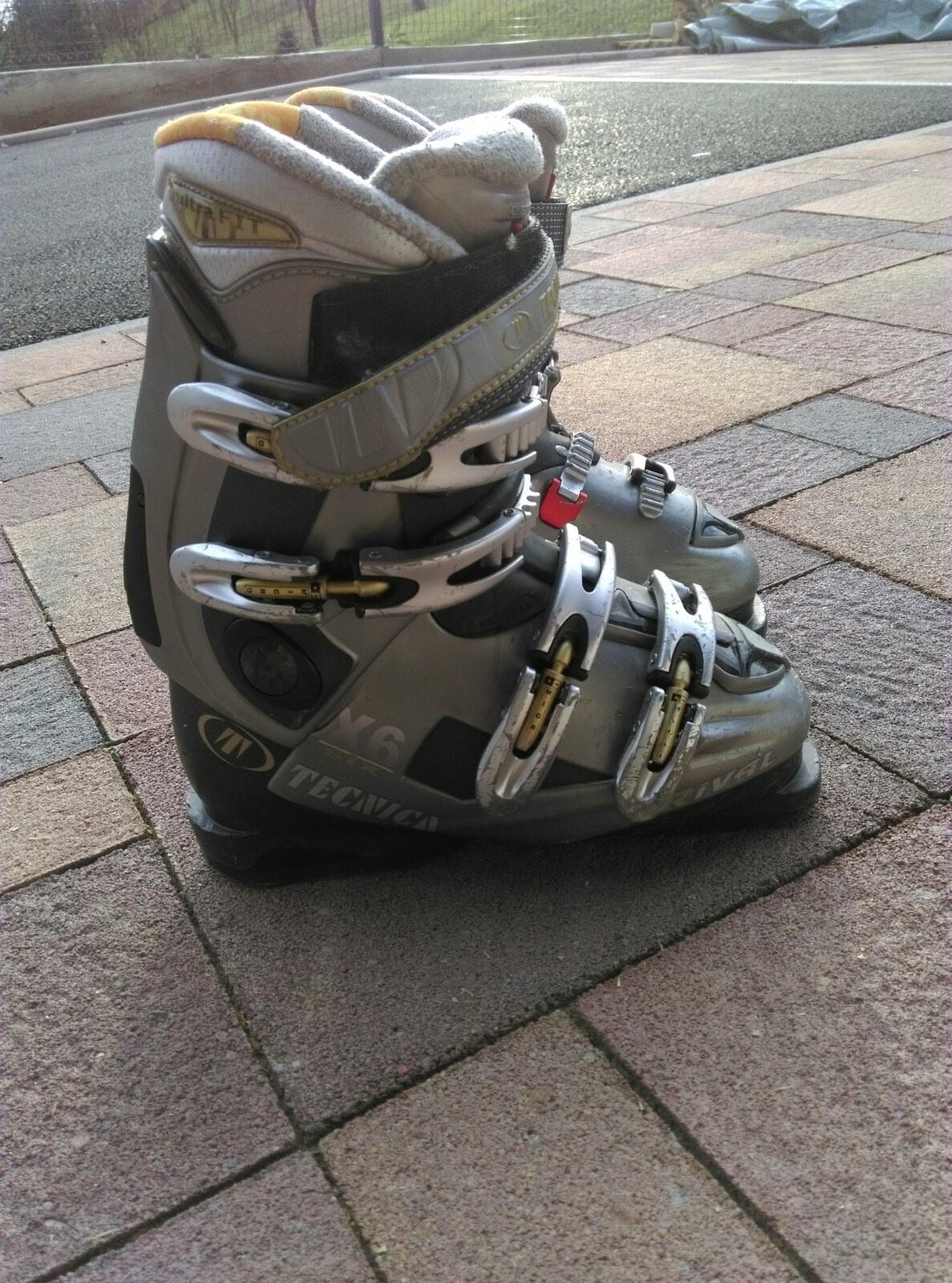 Pancerice Tehnica br.38,skoro novo