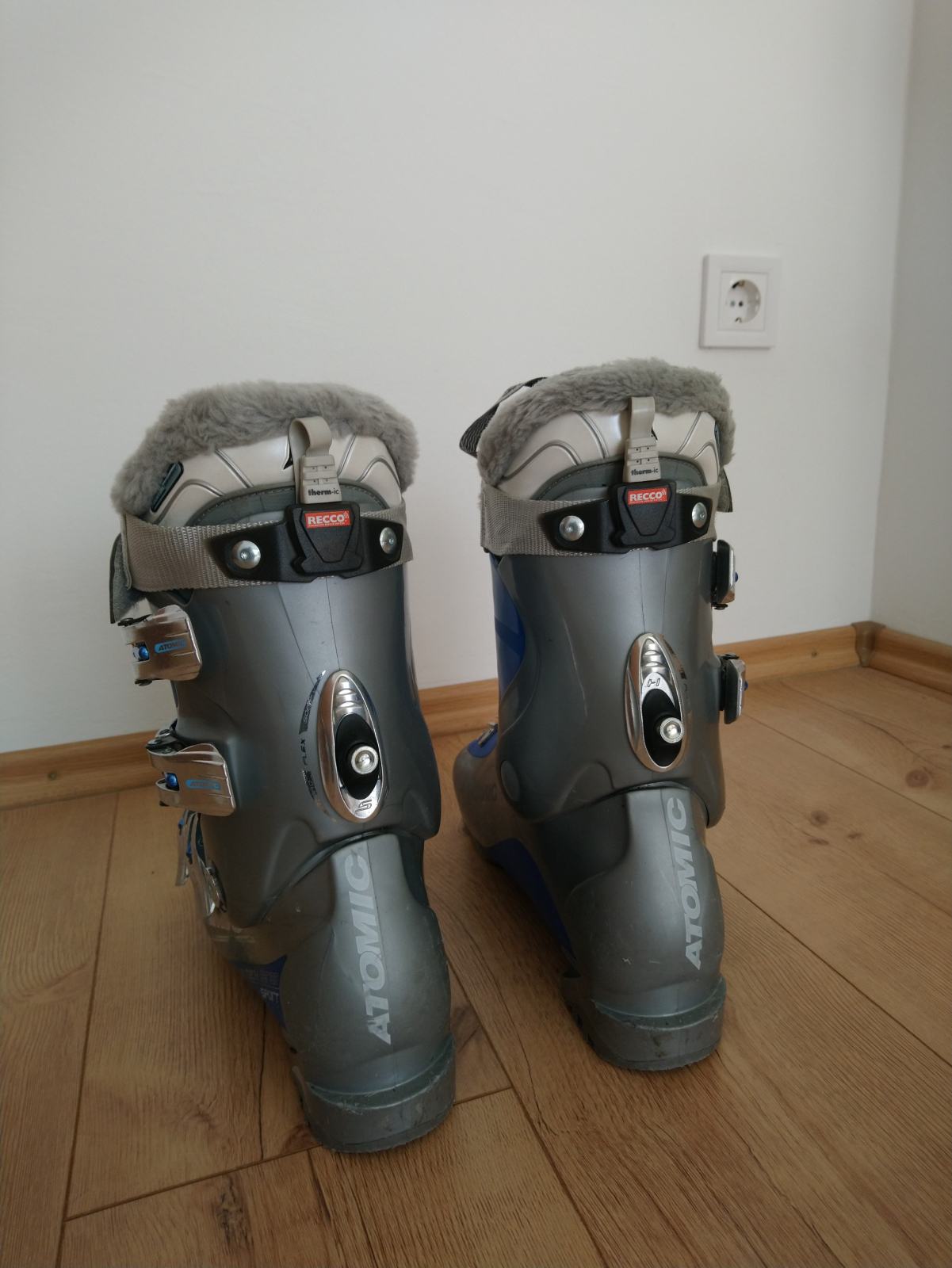 Pancerice ženske Atomic B Tech Series Sport