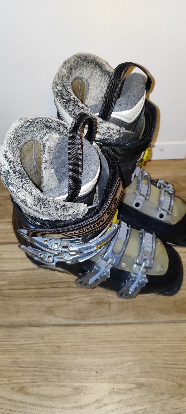 Salomon ženske pancerice br. 38