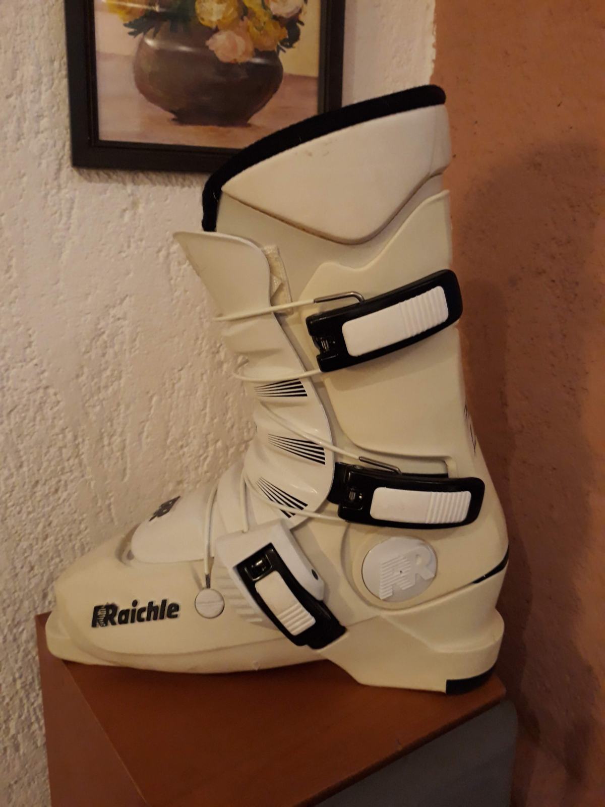 ŽENSKE PANCERICE RAICHLE