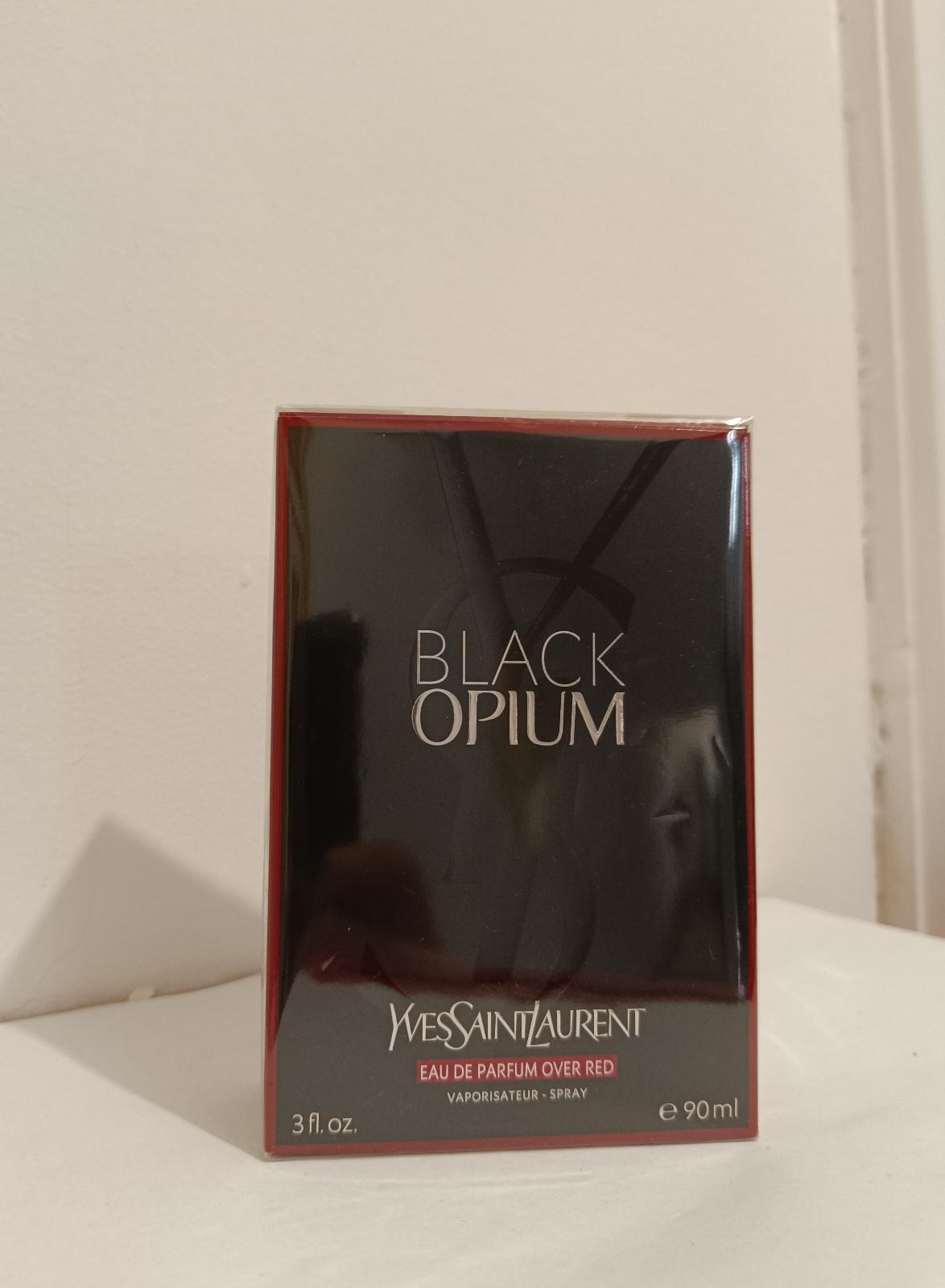 Black Opium EDP Eau de Parfum Over Red 90ml original parfem Novi neotv