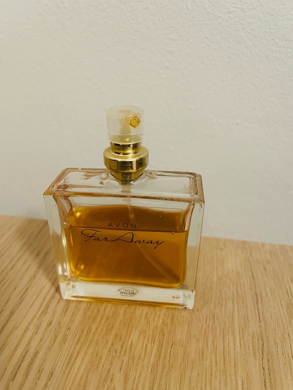 Far Away parfem AVON