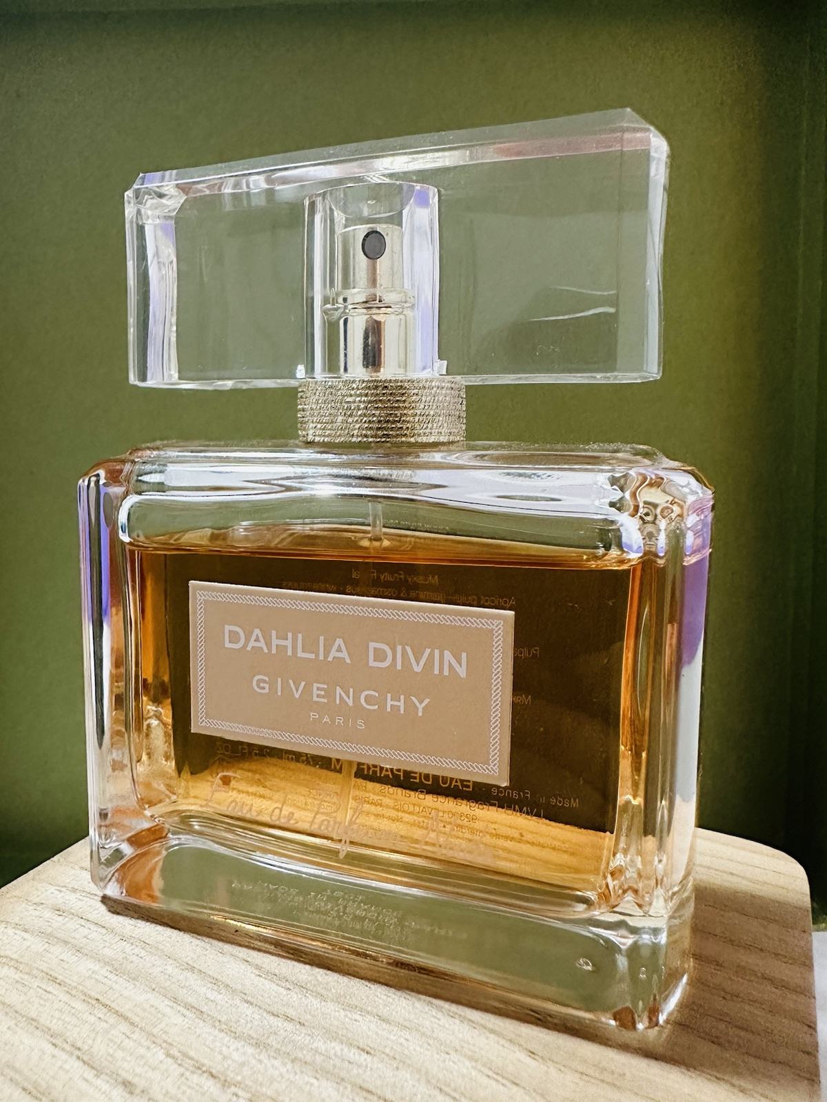 Givenchy Dahlia Divin parfem 75 ml tester