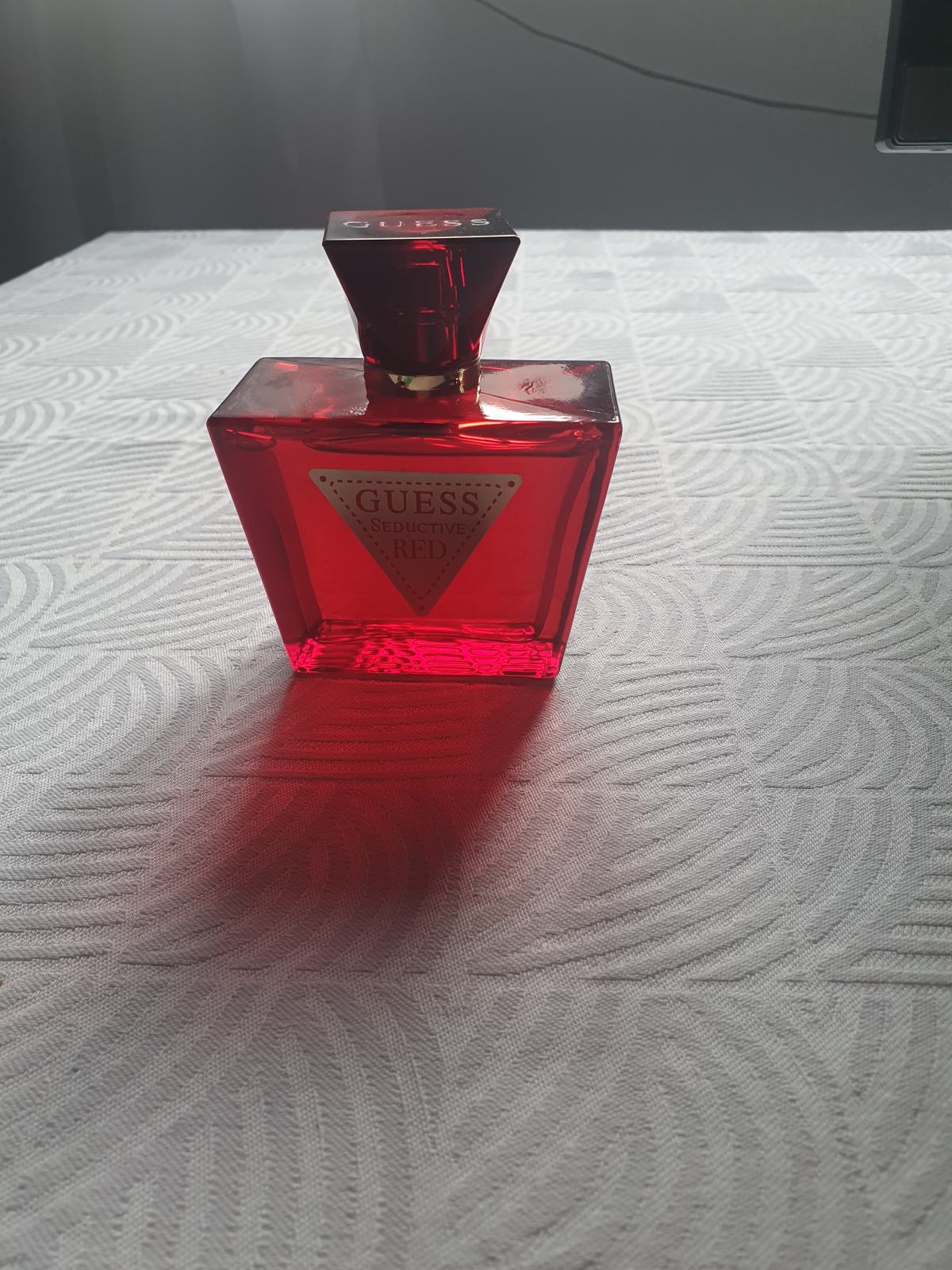 Guess Seductive Red