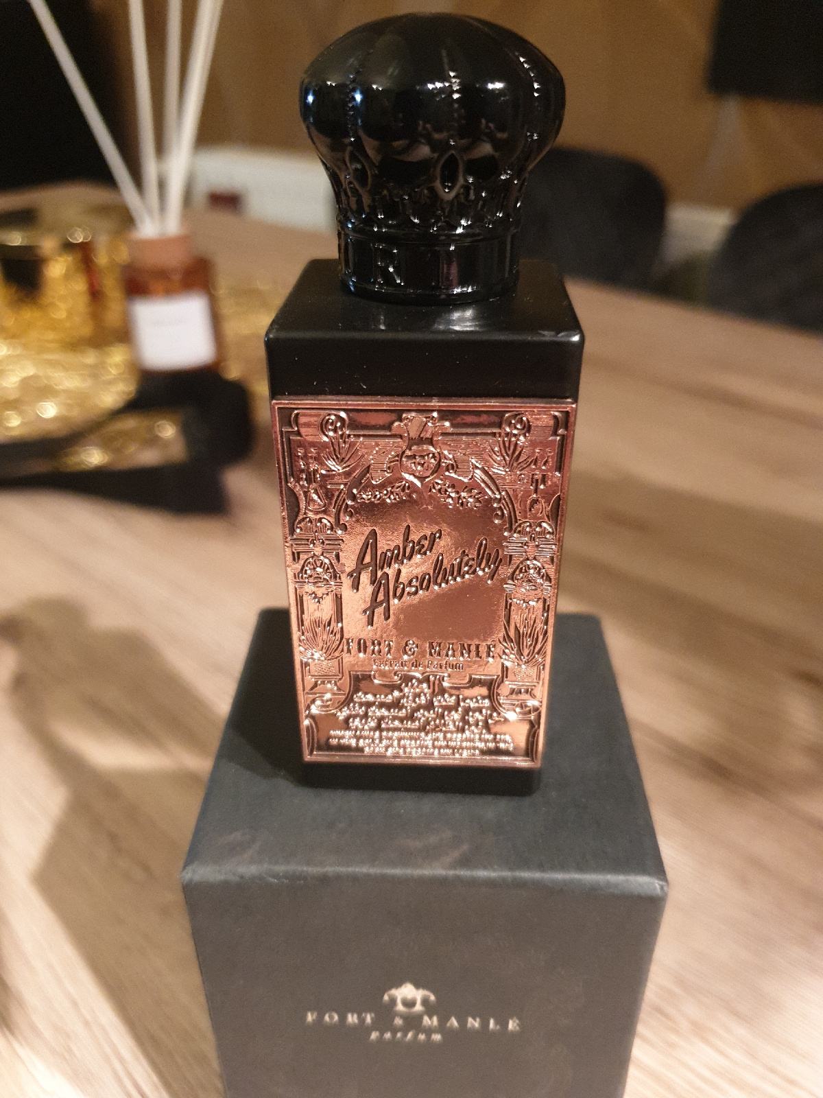 Parfem Amber Absolutely Fort & Manle