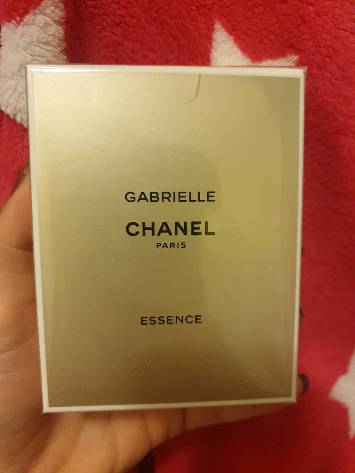 Parfem Chanel Essence