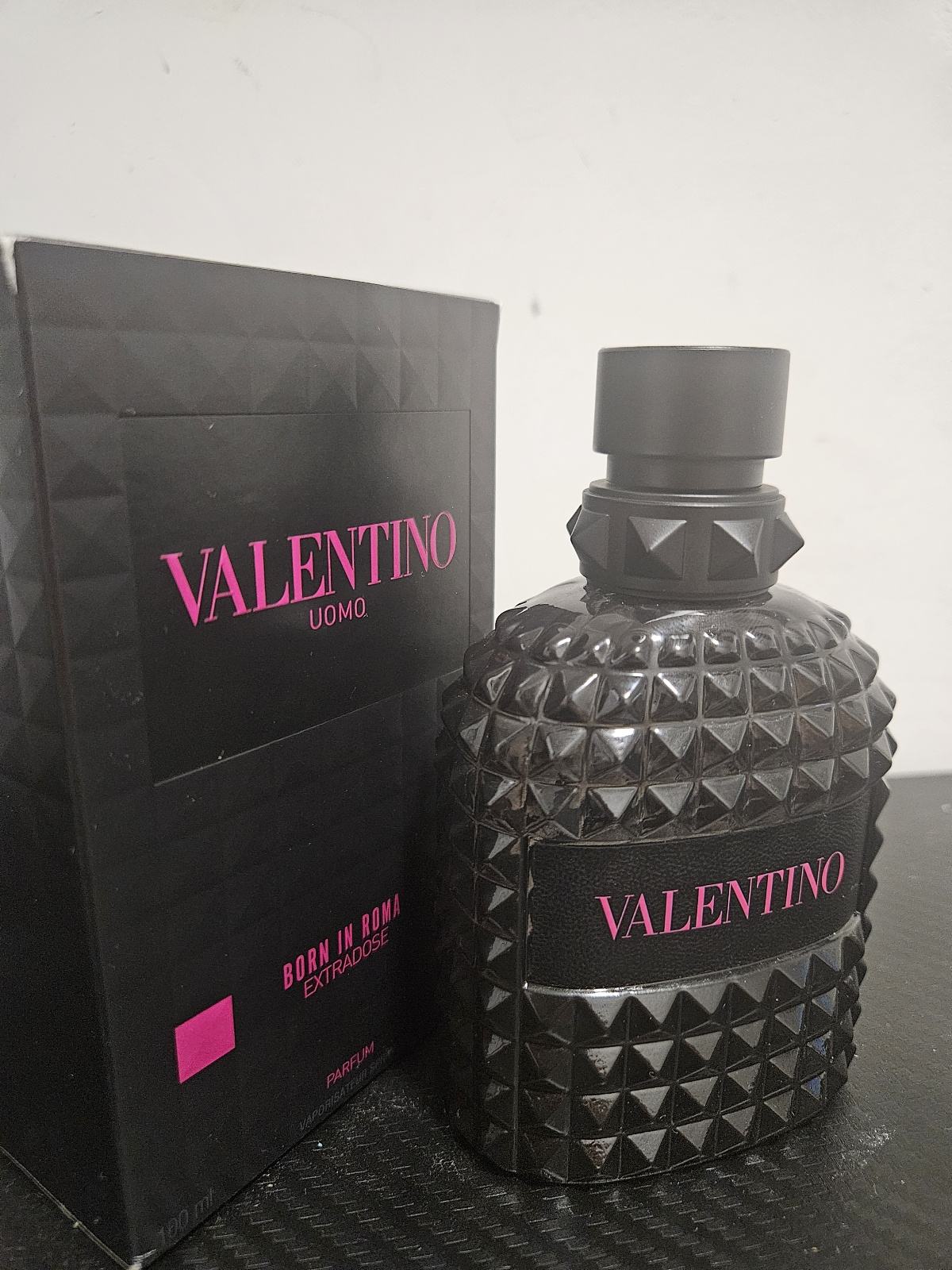 parfem valentino born in roma extradose