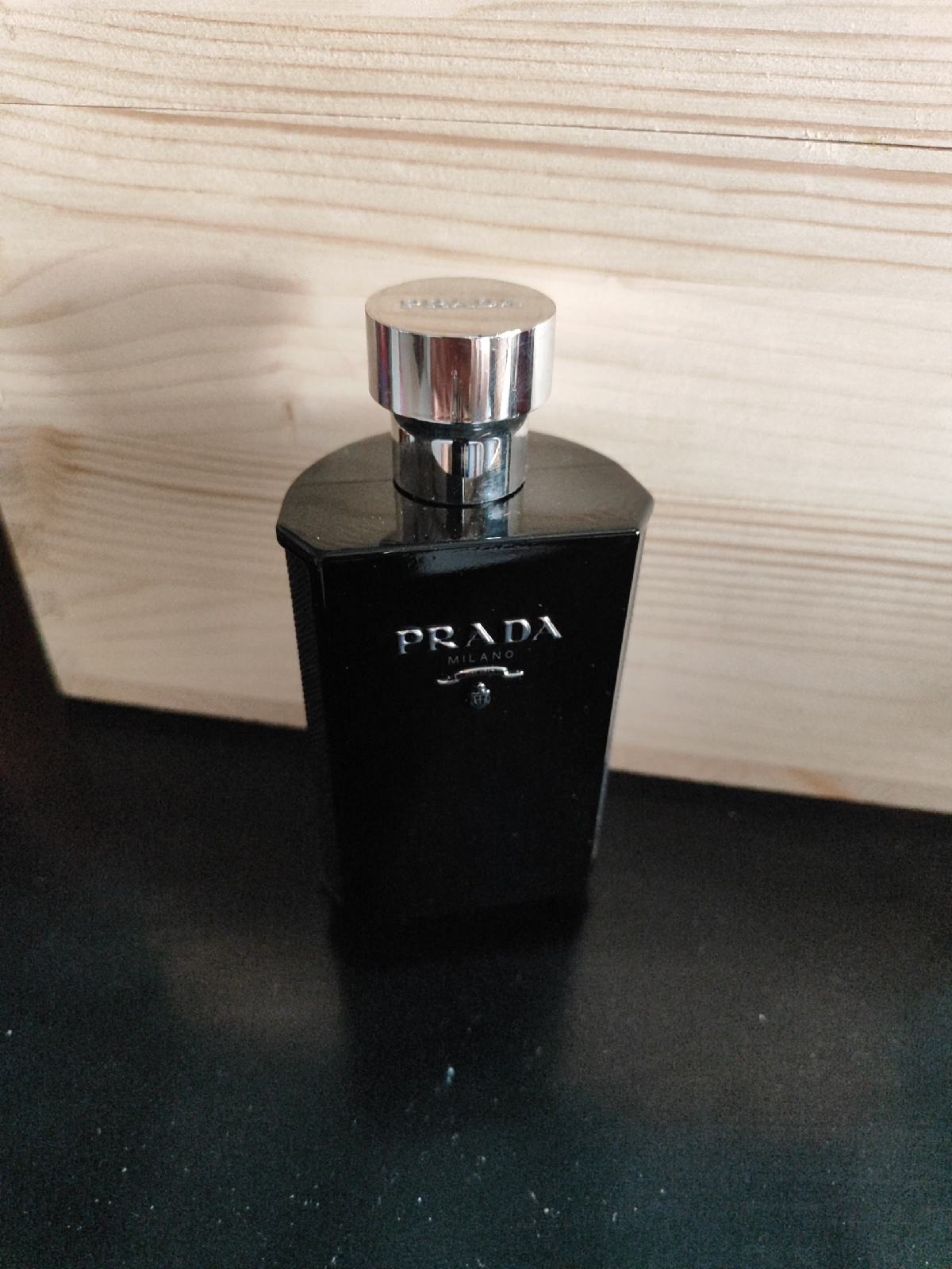 Prada Milano muski parfem