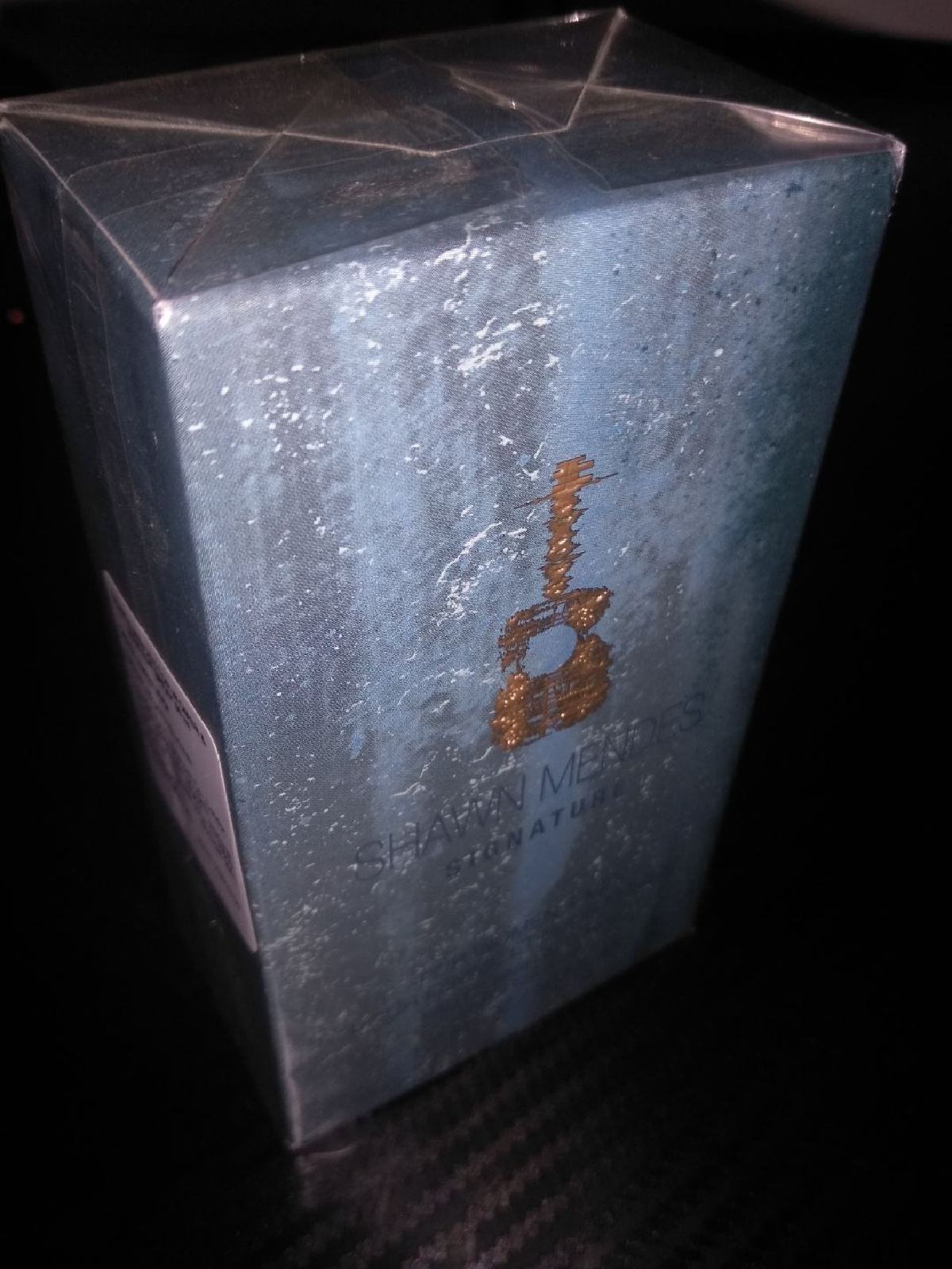 Shawn Mendes signature parfem