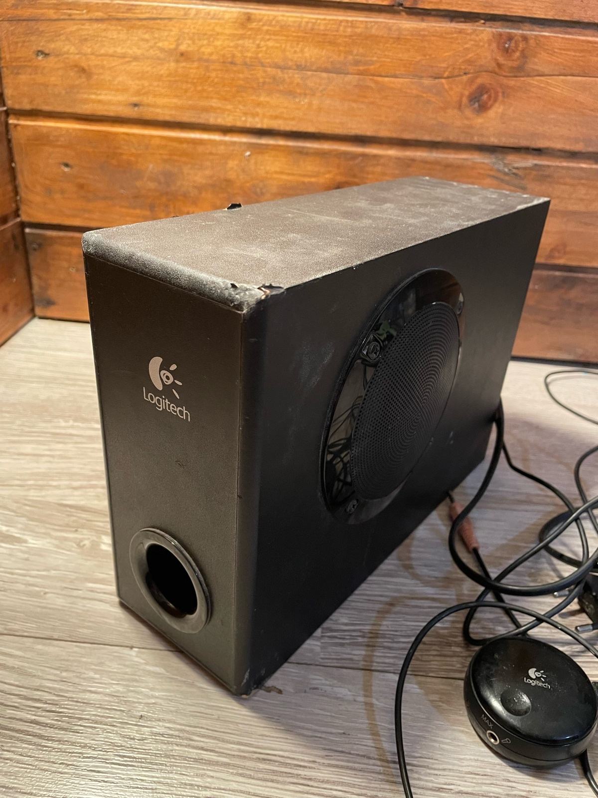Logitech aktivni subwoofer #POVOLJNO#