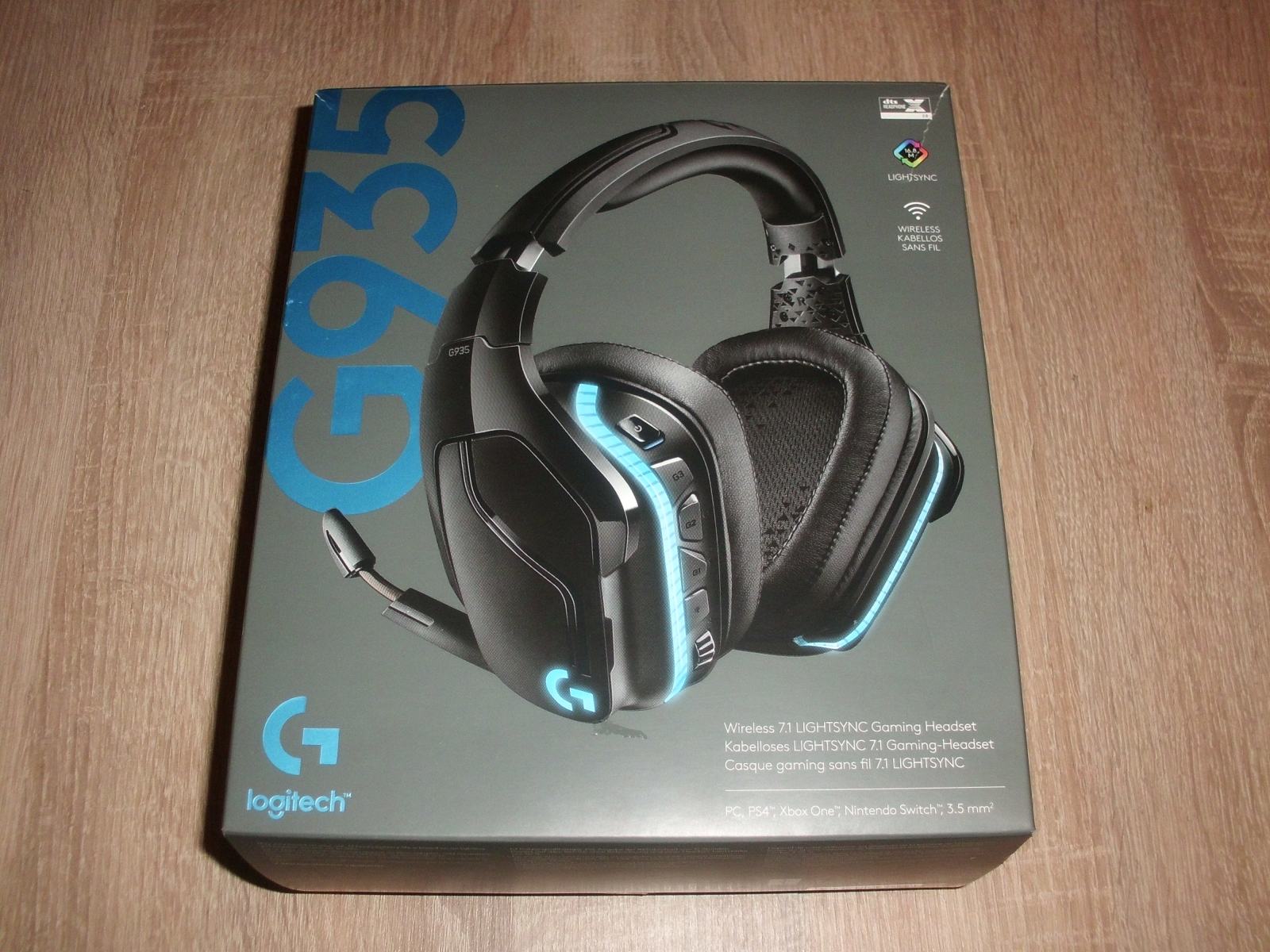 Logitech G935 Wireless 7.1 Surround Sound LIGHTSYNC RGB Gaming Headset