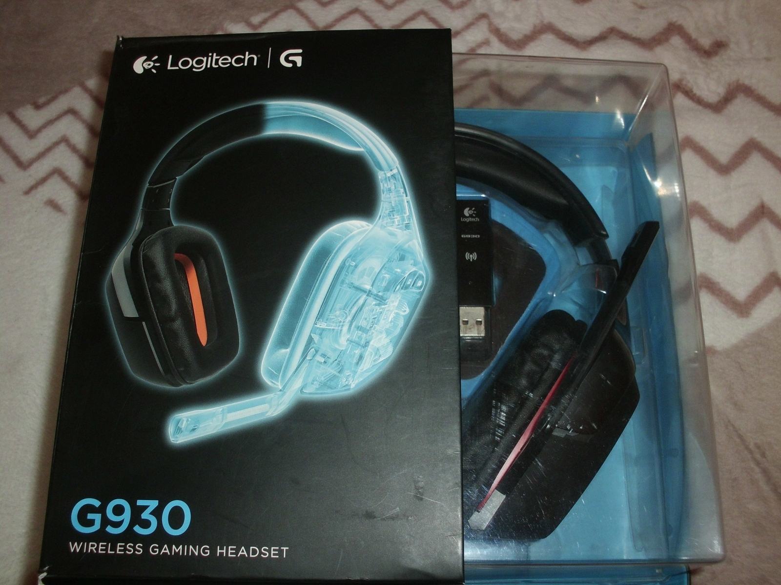 Logitech Wireless Gaming Headset G930 with 7.1 Surround Sound