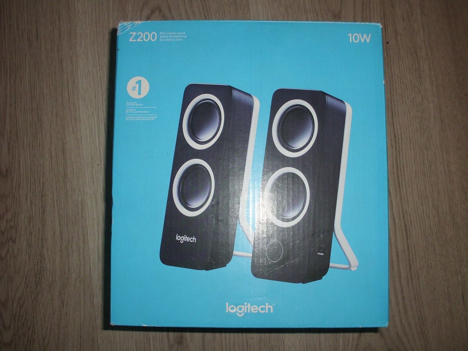 Logitech Z200 Speakers with Rich Stereo Sound (2-Piece) - 10W