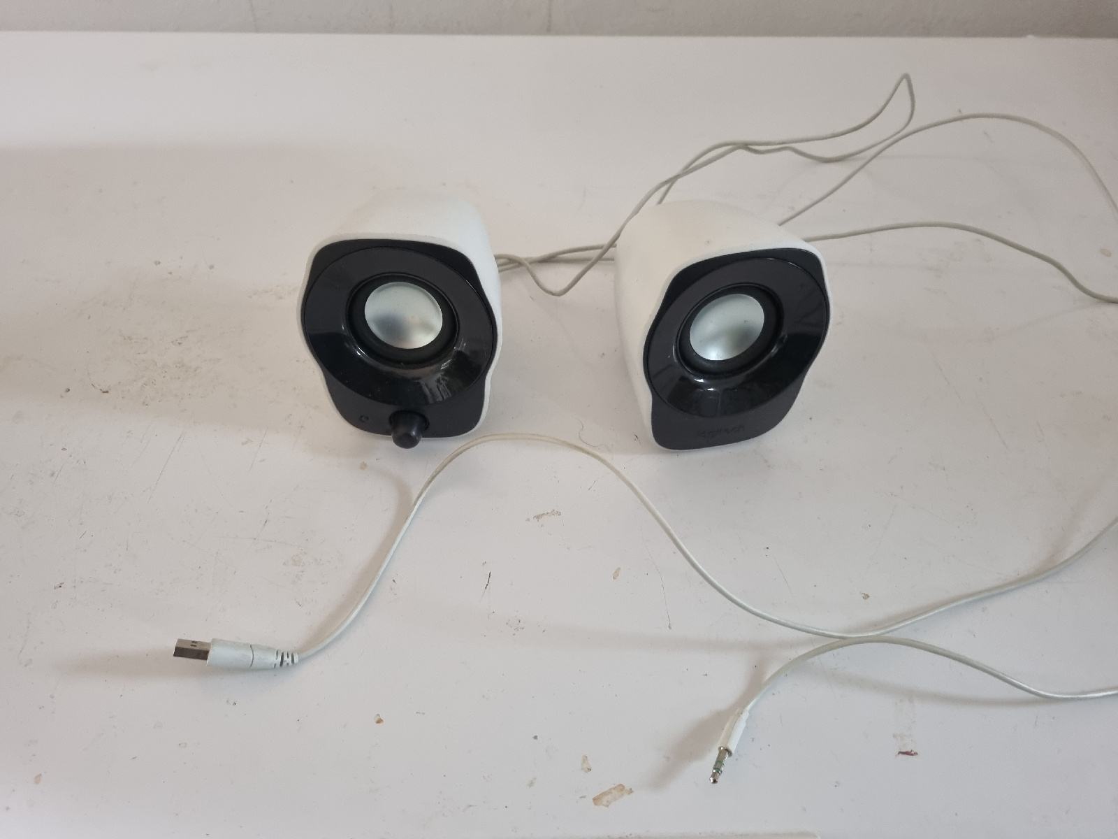 logitech zvučnici S-00109