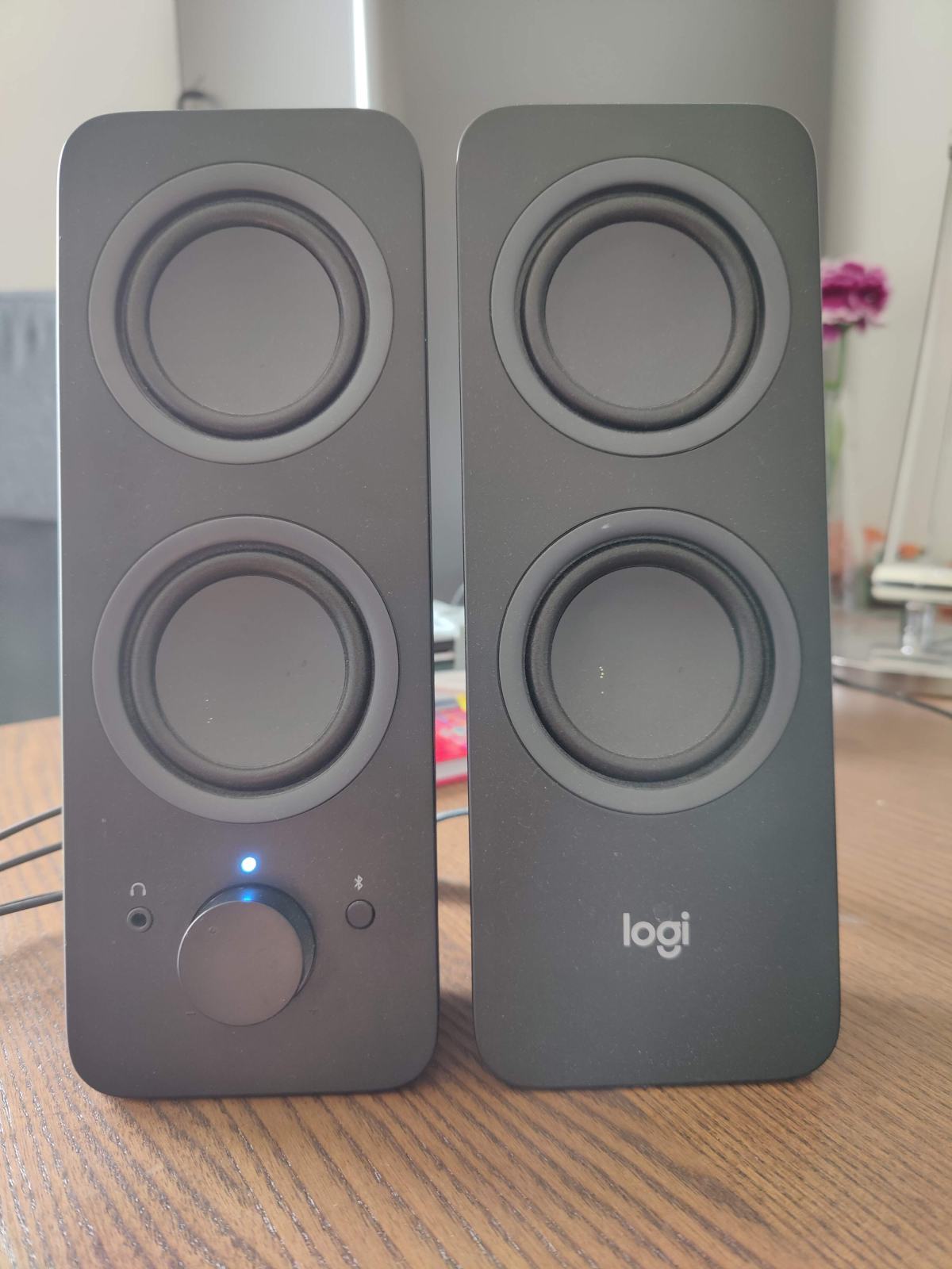 Zvučnici LOGITECH Z207, bluetooth, USB, 10W, crni