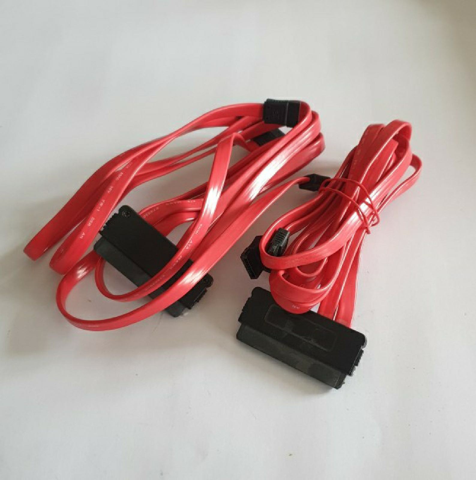 SATA kabel ( 2kom )