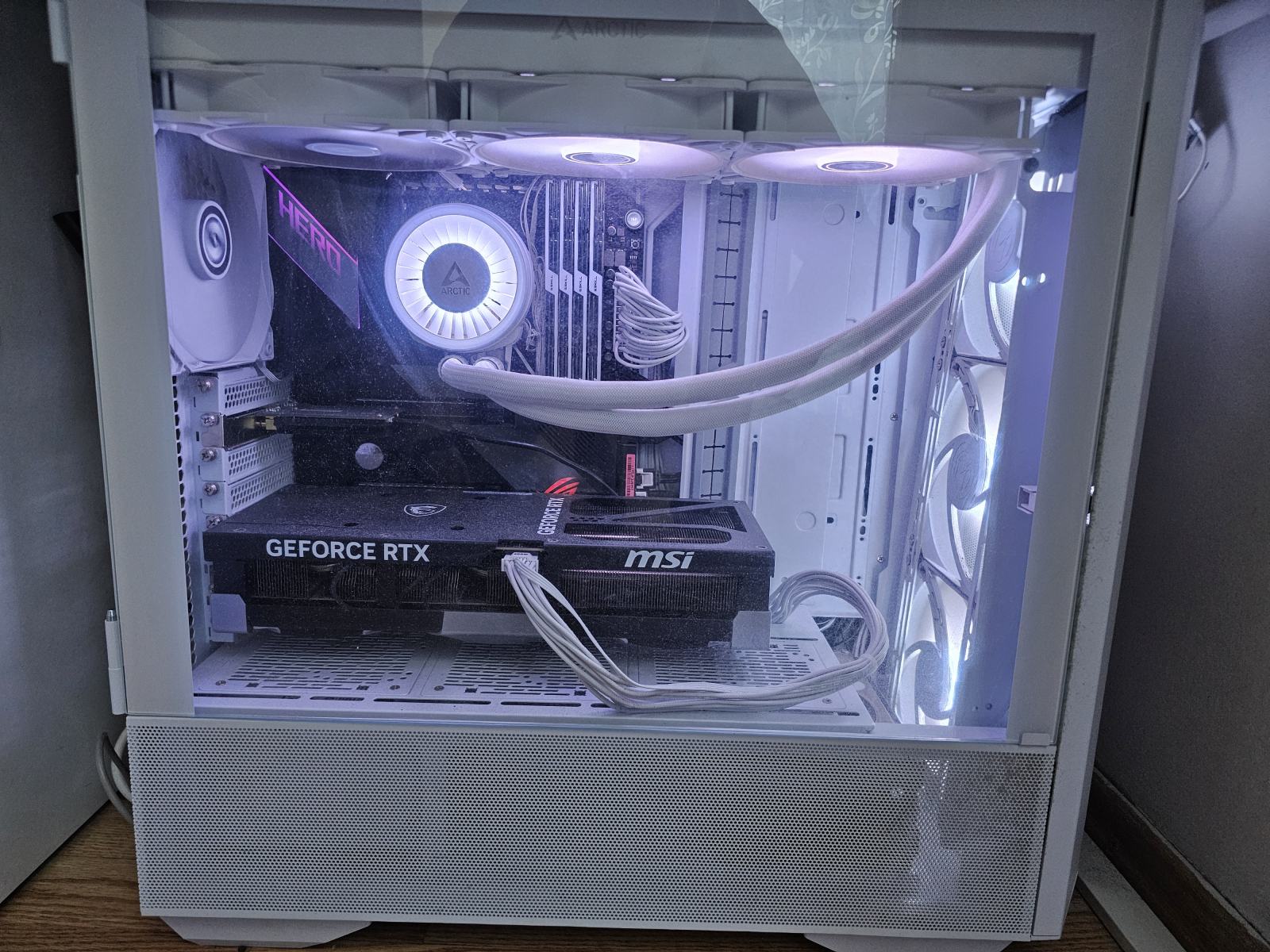 AMD 5950X, 32GB RAM sa RTX 5090