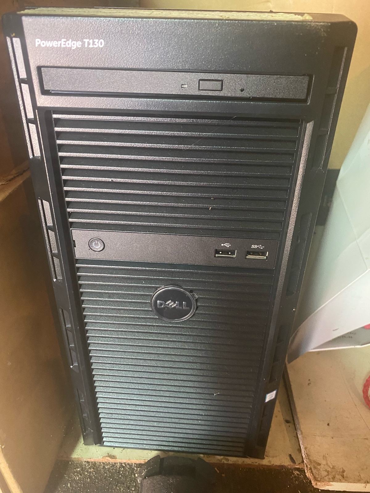 Dell server Poweredge t130