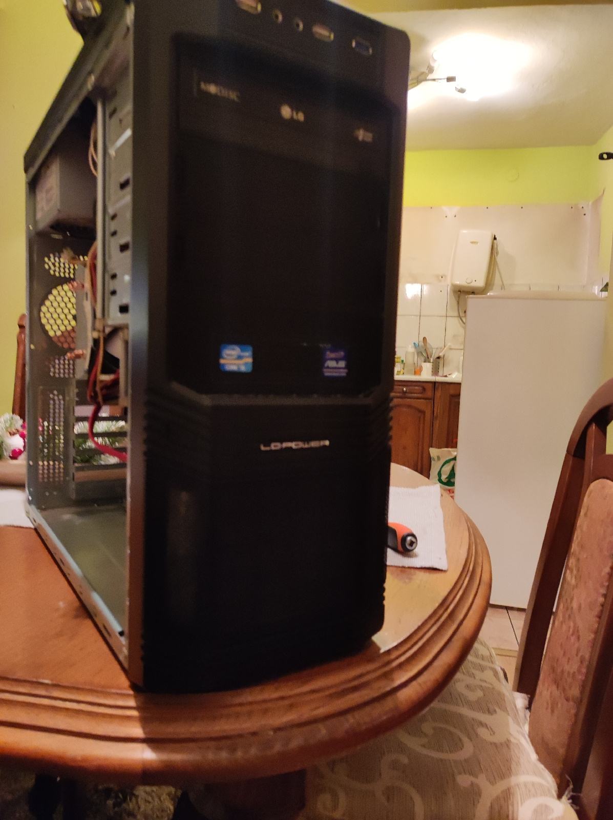Desktop PC