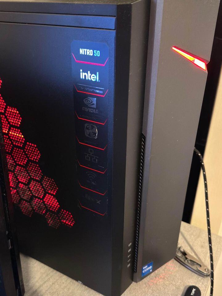 Gaming PC ACER Nitro, Core i5 12400F, 16GB, 1 TB SSD, RTX 3060 8GB